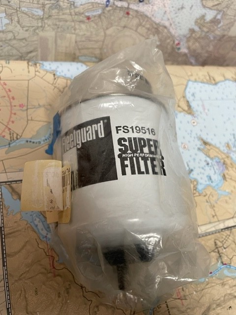 FLEETGUARD FS19516 - Fuel filter cross reference