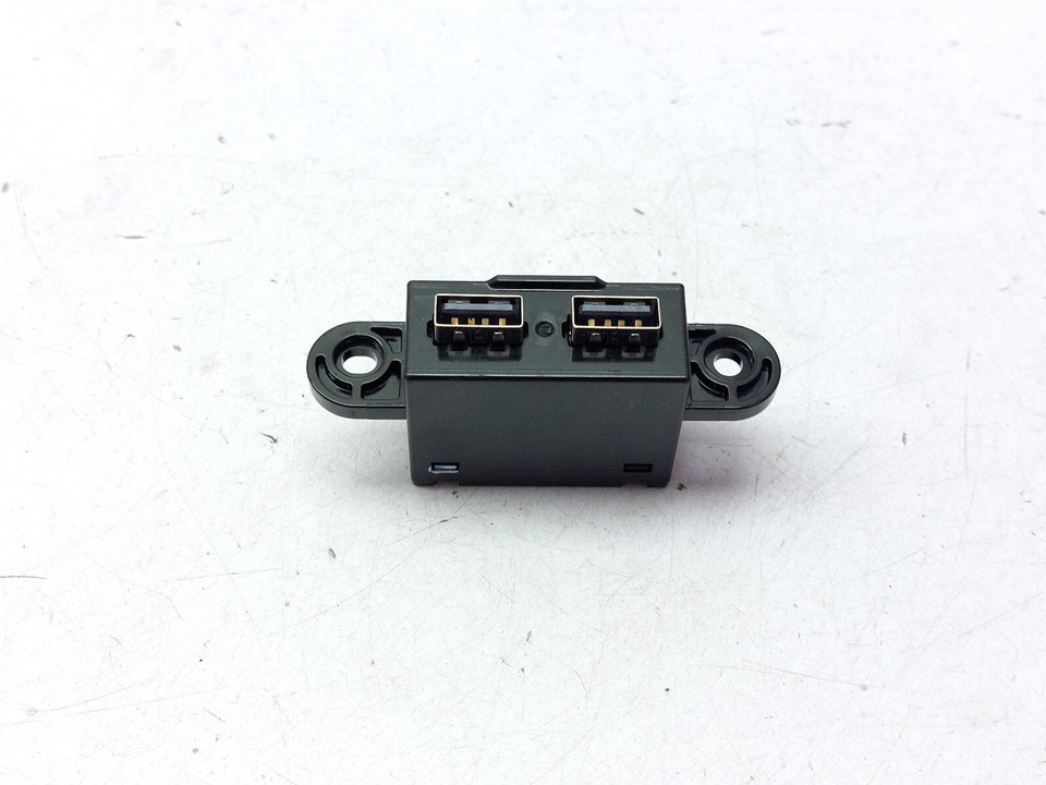 MG HS MK2 2024 TWIN USB CHARGING SOCKET PORT CONNECTION MODULE UNIT ...