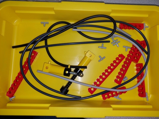 LEGO Dacta: LEGO Technic and Pneumatic Elements (9604) for sale online ...