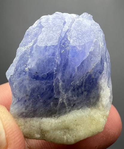 23 GM fluorescent Tenebrescent hackmanite Specimen from Badakhshan ...