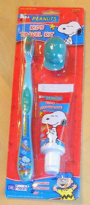 PEANUTS KIDS TRAVEL KIT SNOOPY CHARLIE BROWN TOOTHPASTE BRUSH CAP DR ...