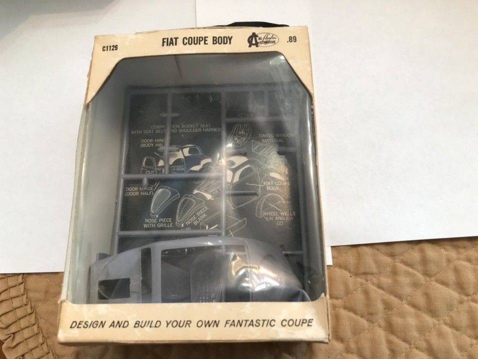 REVELL 1/25 VINTAGE FIAT COUPE BODY STILL IN BOX N.O.S. CIRCA 1960’E ...