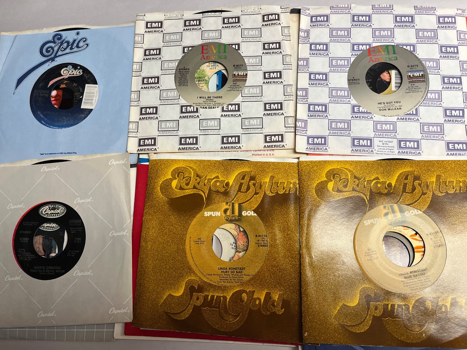 Lot of 39 Vintage 45 RPM records 70s & 80s Classic Rock Pop ALL MINT ...