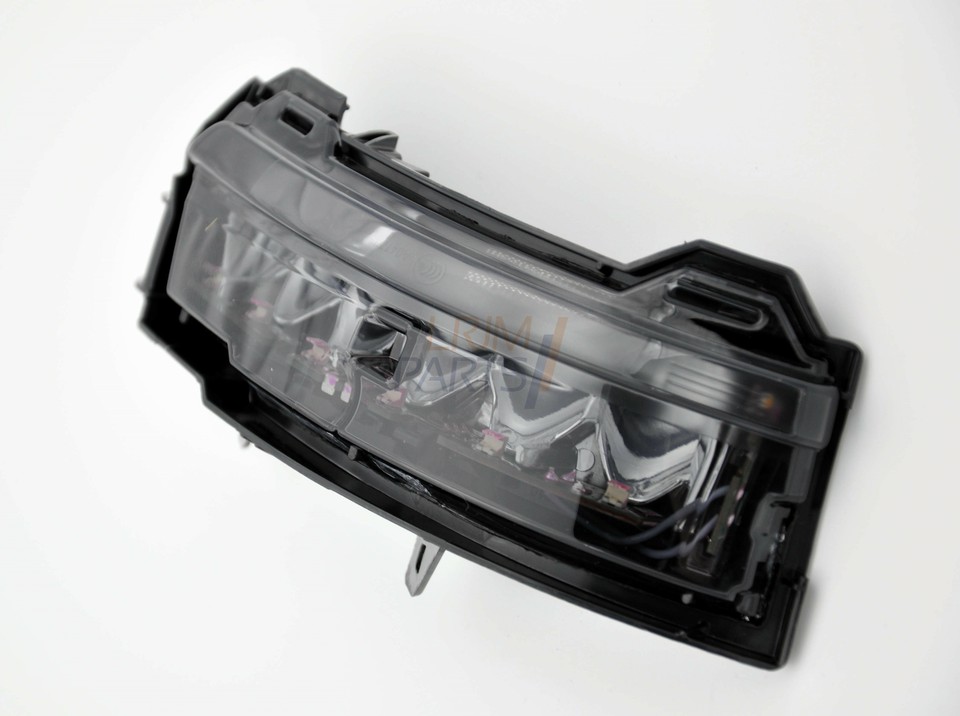 Genuine Land Rover VELAR EVOQUE RIGHT SIDE FLASHER LAMP RH LR048351 ...