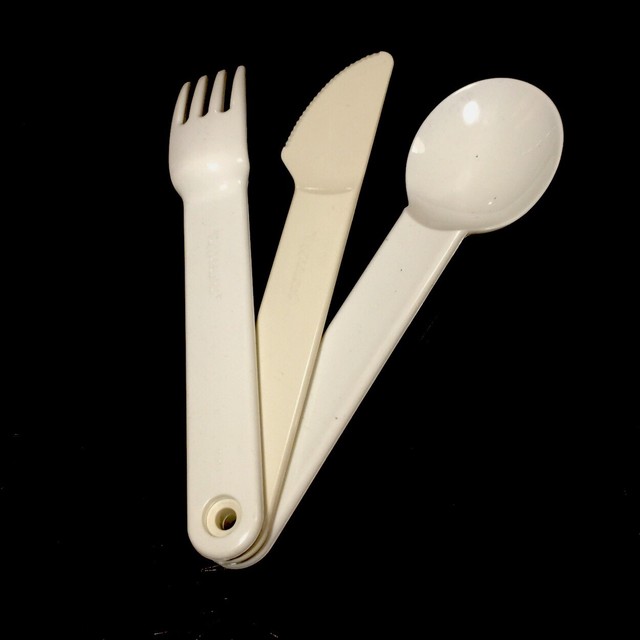 Tupperware on The Go Cutlery 4 Sets Silverware Fork Knife Spoon Snap ...