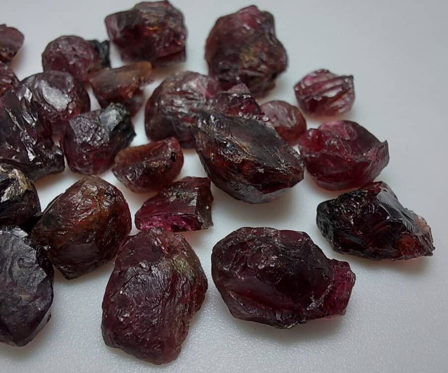 80 CT Natural Blood Red Almandine Garnet Crystals Lot From Afghanistan ...