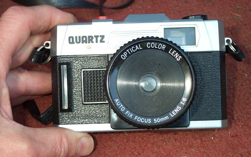 CAMERA Vintage Quartz Brand 35mm Film Camera | Made in Taiwan