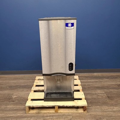 Manitowoc - CNF0201A-161 - 315lb Air Cooled Countertop Nugget Ice ...