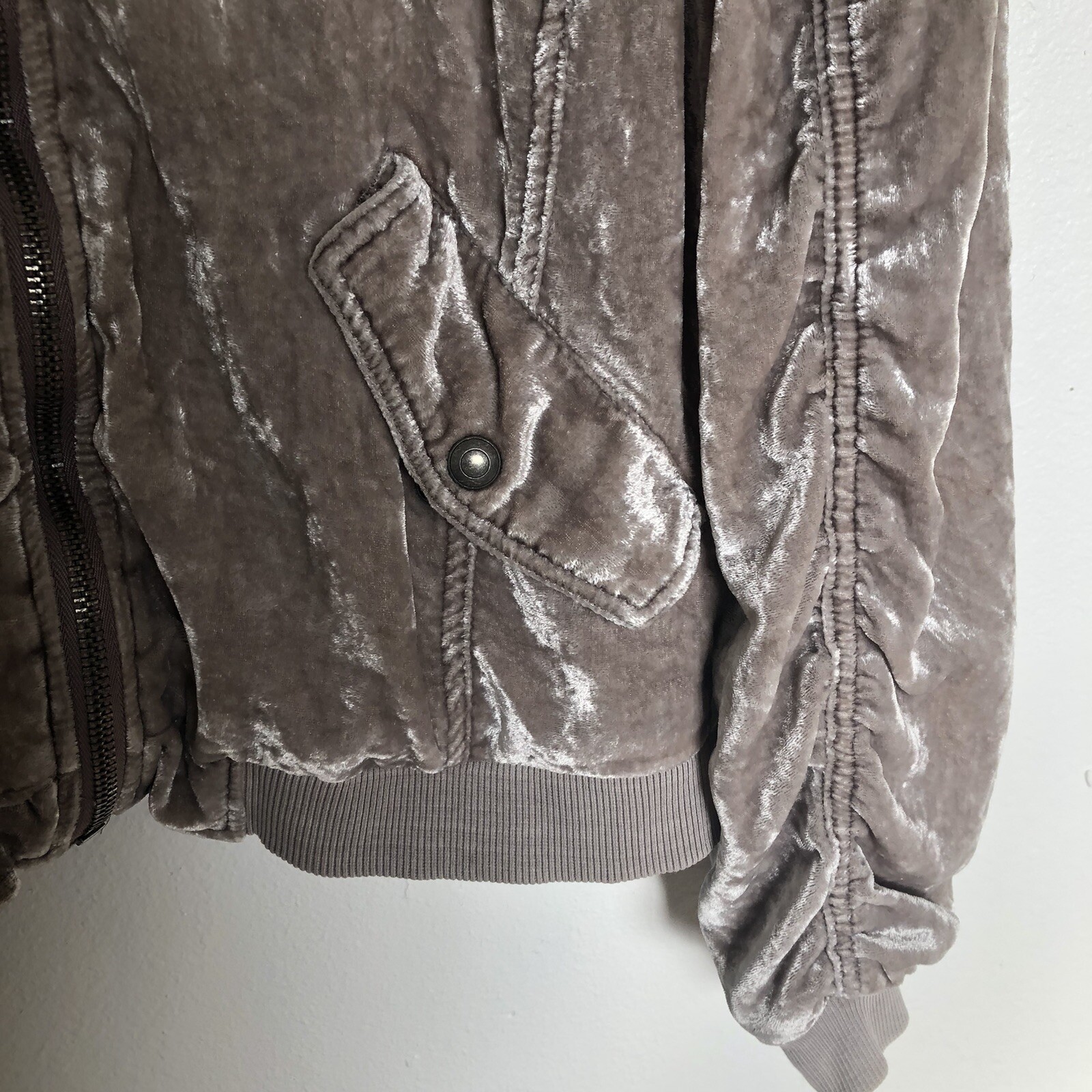 Free People Sz S Crushed Velvet Jacket Bomber Jacket Ruched Beige Tan ...