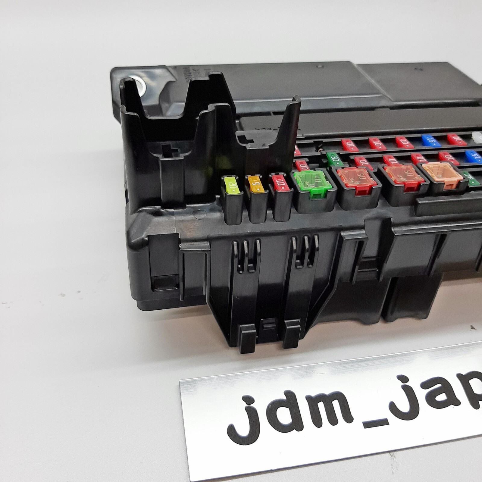 Lexus LS460 LS600h Fuse Relay Engine Room Junction Block 82720-50081 ...