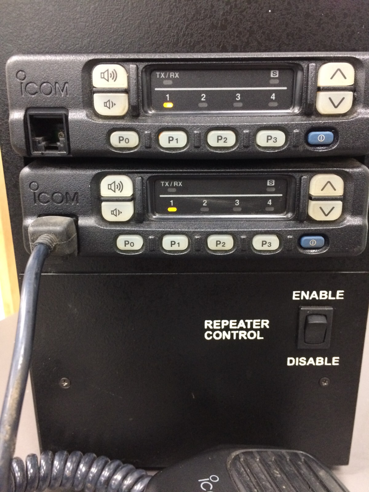 2 ICOM IC-F320S-6 Radios, VHF, Mic, Power Cord, and Power Supply in ...