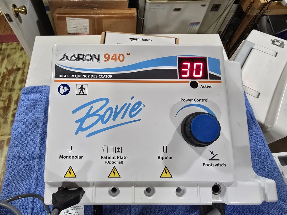 Bovie Medical Corporation Aaron 940 High Frequency Desiccator ...