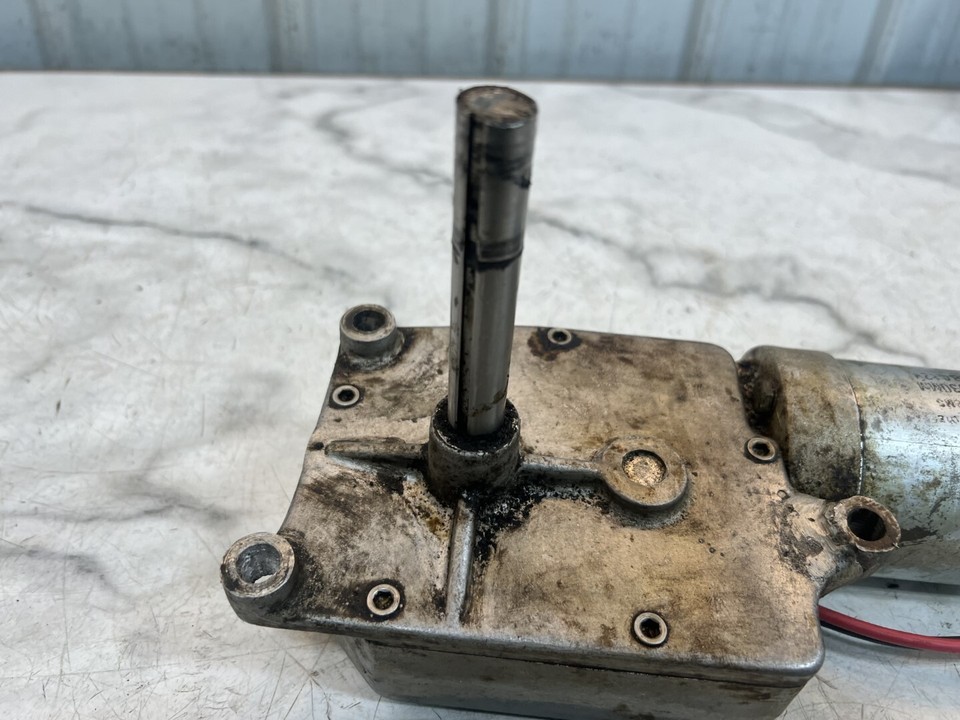 87 Wellcraft St Tropez 32 3200 Boat Benson anchor winch windlass motor ...