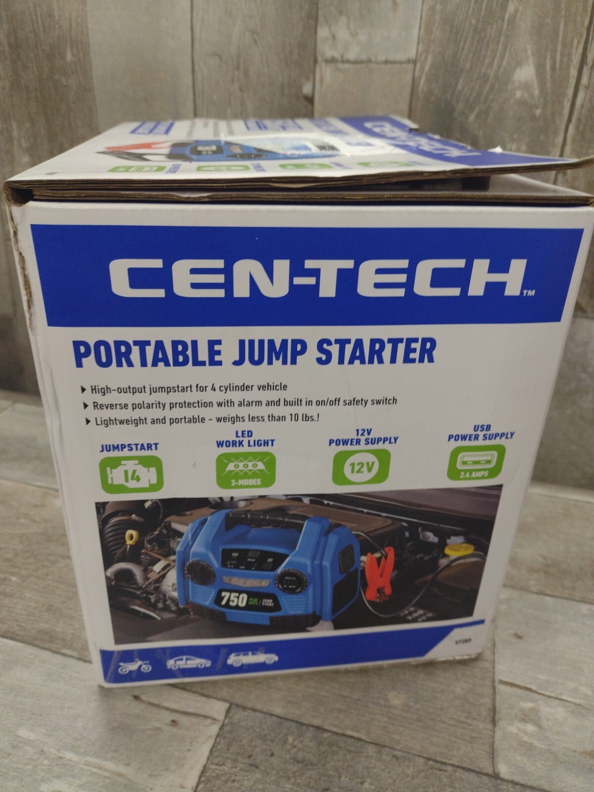 Cen-Tech 750 Peak Amp Jump Starter And 12v Power Pack, USB, LED Work ...