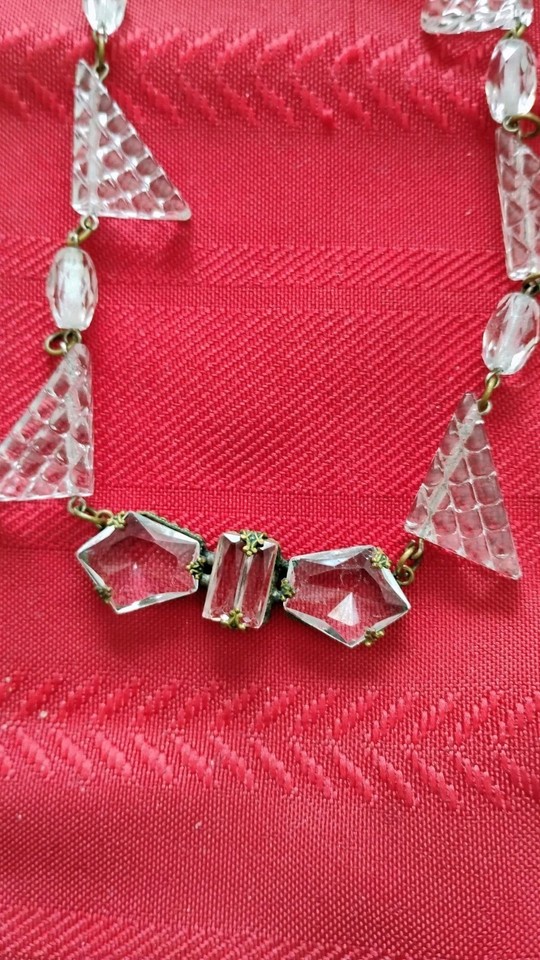ART DECO CRYSTAL TRIANGULAR CUT ETCHED NECKLACE W CZECH FRENCH? CENTER ...