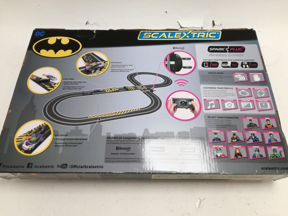 Scalextric Batman vs Joker Spark Plug Race Set with Cars and Track ...