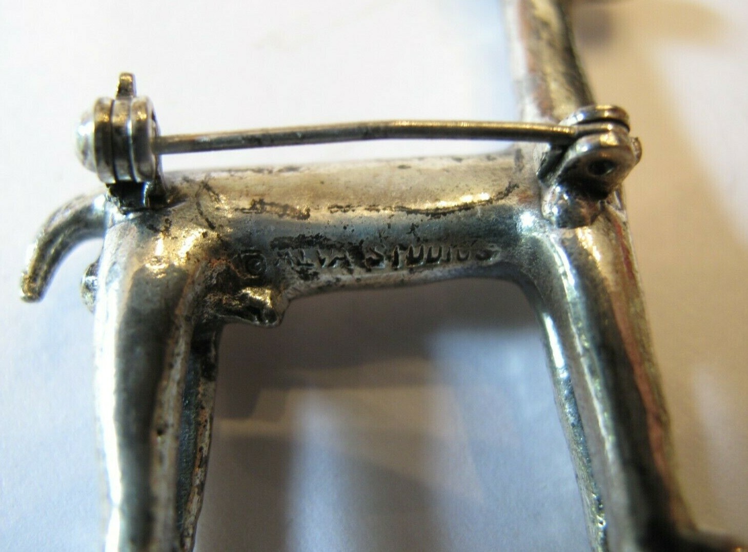 Vintage Brooch Pin Llama Alva Studio Museum Relic Rep… - Gem