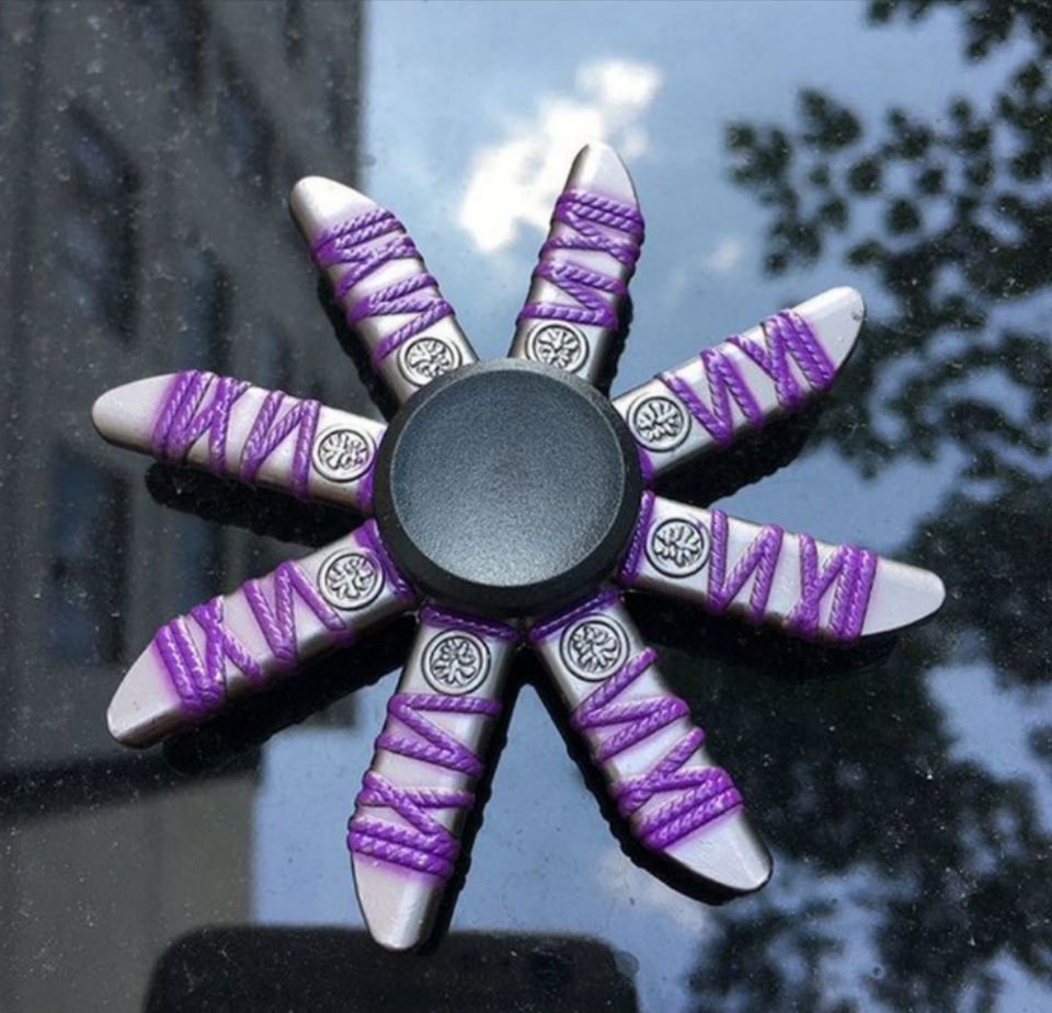 Metal Rotating Heavy Duty Fidget Hand Spinner Anime Cosplay Big Fast ...