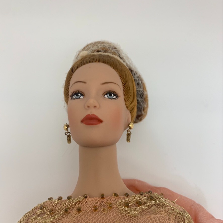 ROBERT TONNER COVER GIRL TYLER WENTWORTH 16" SPECIAL EDITION DOLL ...