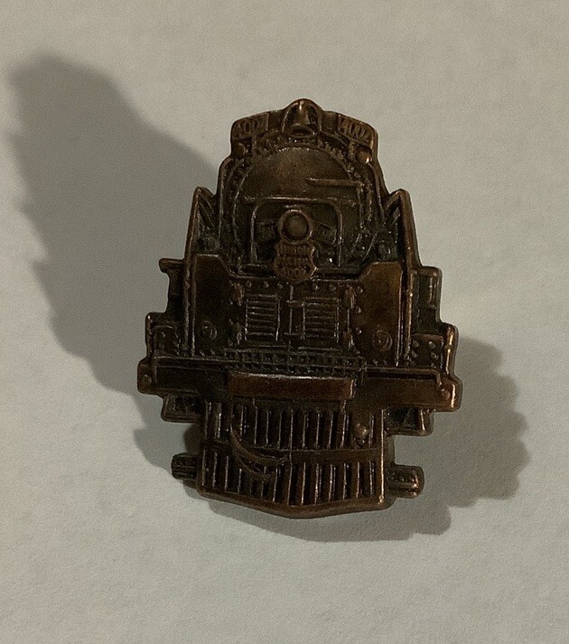 Locomotive Lapel Pin/tie Tack Union Pacific “4002” | eBay
