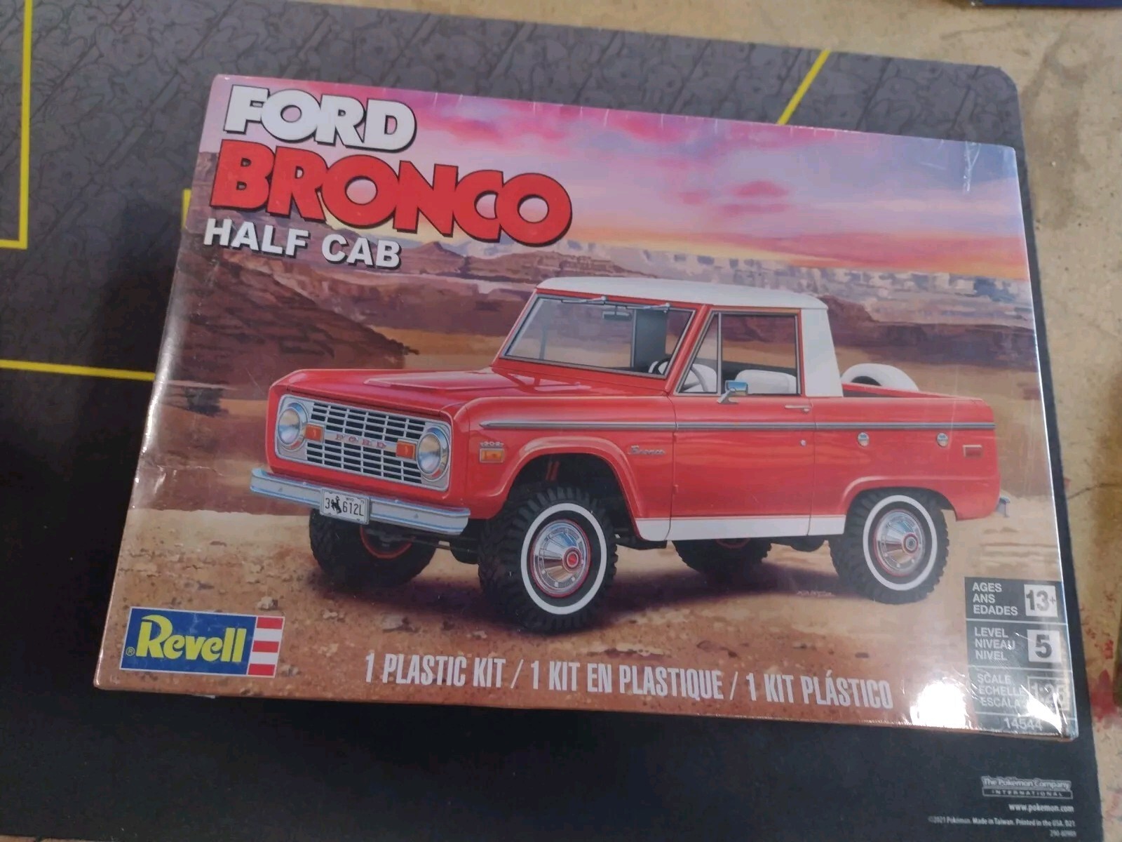 Revell Ford Bronco Half Cab 1:25 scale model car kit 14544 | eBay