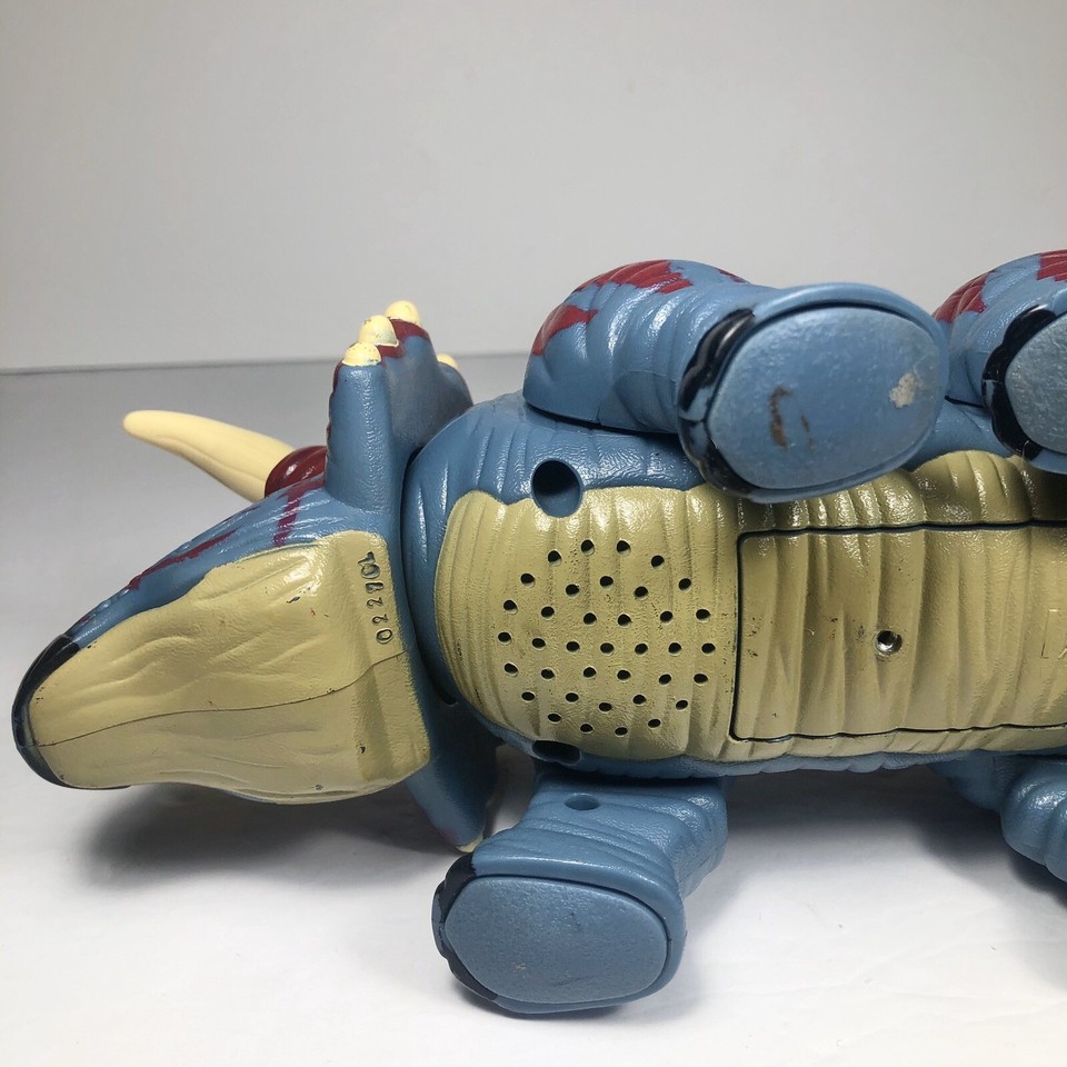 2006 MATTEL IMAGINEXT Walk and Roar Trample the Triceratops Dinosaur ...