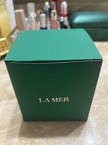 NEW La Mer Velvet Zip Cosmetics Travel Bag + Charm | eBay