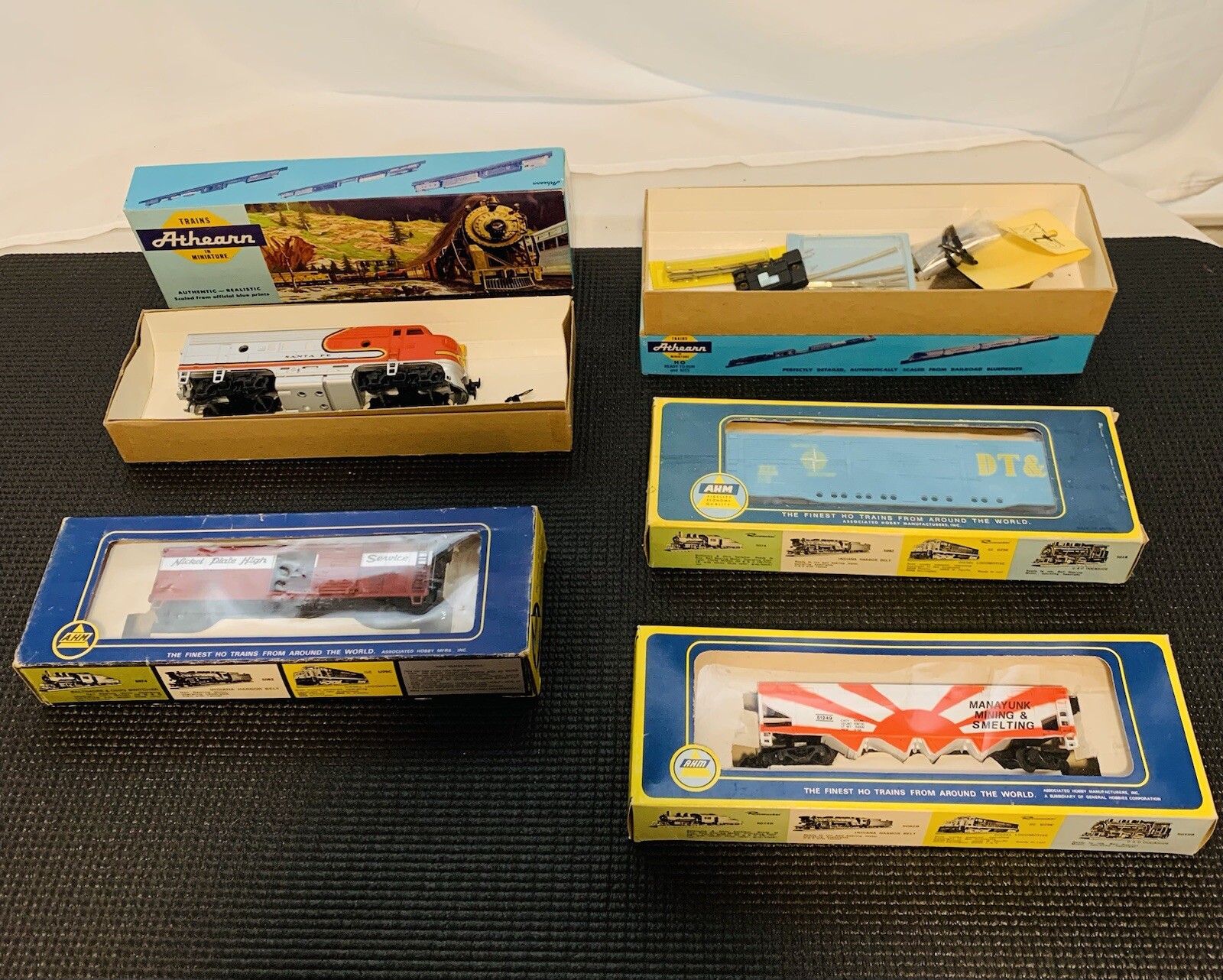 Vintage Athearn AHM Ho Scale Model Train AHM NOS electric trains | eBay