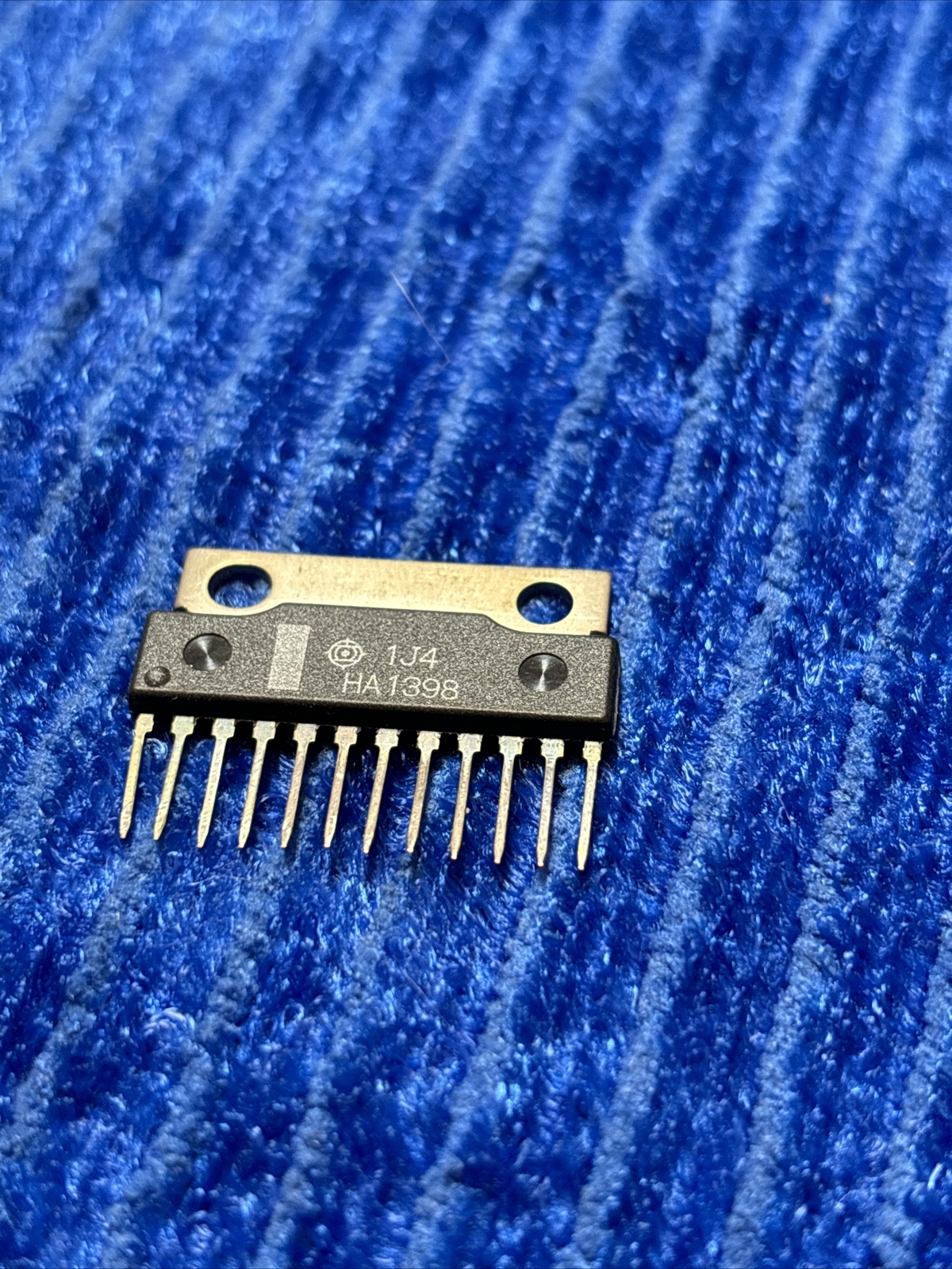 Hitachi HA1398 Integrated Circuit NOS 0h1 2 for sale online | eBay