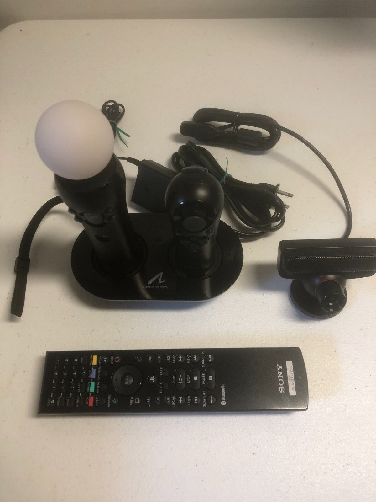 SONY PLAYSTATION LOT OF MOVE MOTION CONTROLLERS with CHARGER REMOTE and ...