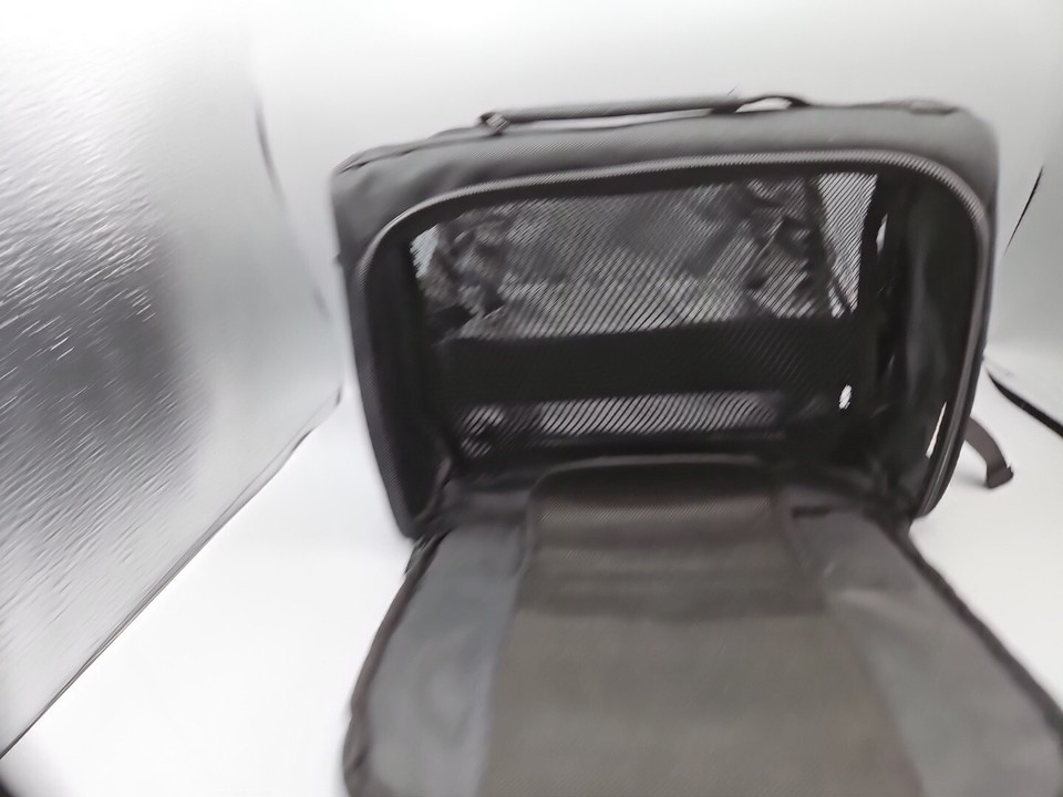 Toshiba DVD Travel Case SD-KP19SN Portable For 8" Player With 2 Straps ...