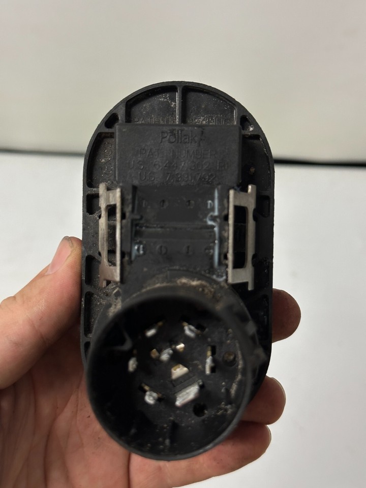 REAR TOW TRAILER HITCH BAR CONNECTOR PLUG2011 - 2024 RAM 1500 OEM ...