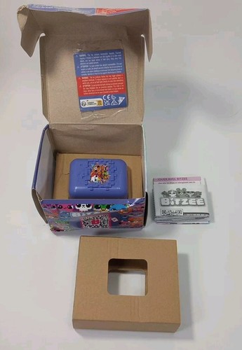 Bitzee Interactive Toy Digital Pet and Case with 15 Animals Inside ...