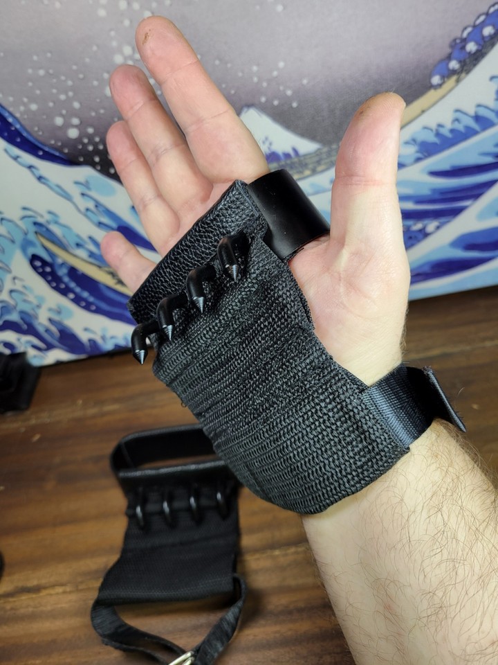 Tekagi Shuko, Tiger Hands. Tool Steel Cuffs with Claws, Hand Padding ...