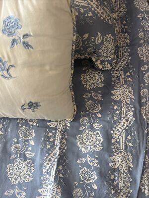 Chris Madden Collection Blue And White Curtains And bed Accessories | eBay