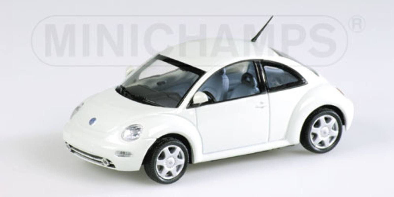 Minichamps 430058005 VOLKSWAGEN NEW BEETLE 1998 WHITE scale model 1:43 ...