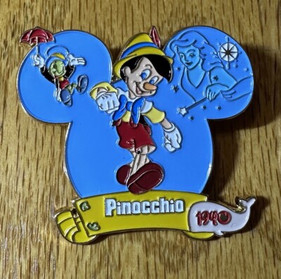 The Bradford Exchange Magical Moments Of Disney Pinocchio 1940 Disney ...