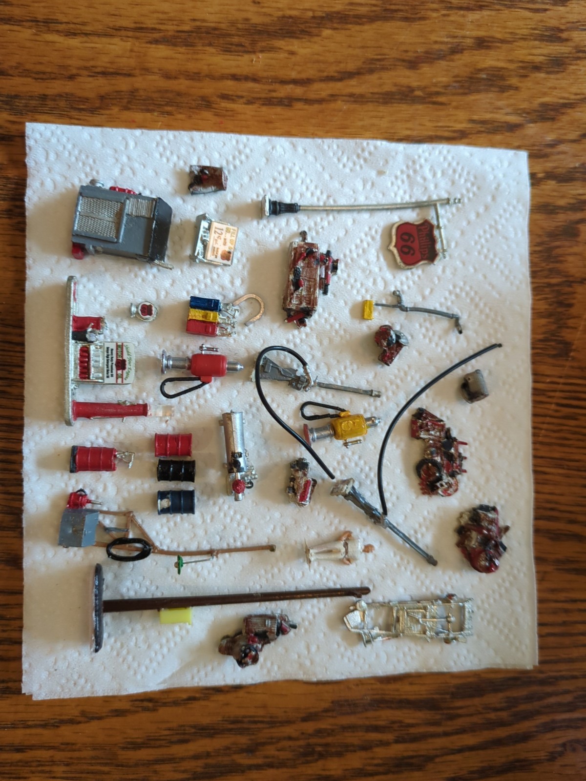 Mixed Lot HO Scale Gas Station Pieces Junkyard Lot Model Train ...