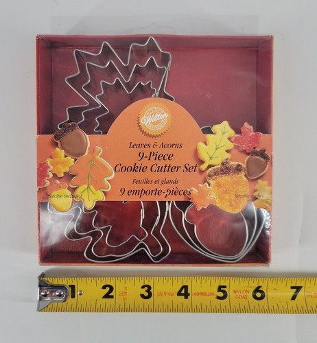 Vtg Wilton 9 Piece Leaves & Acorns Metal Cookie Cutter Set Autumn Fall ...