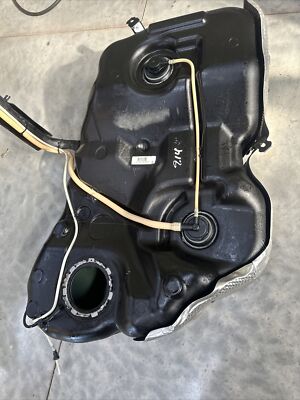 2012-2015 Volkswagen Passat 3.6L Gas Tank Reservoir OEM | 18 gal ...