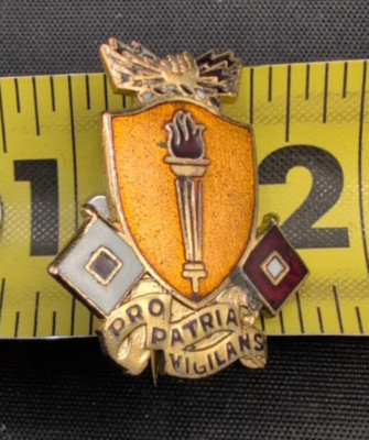 WWII/2 era US Army Signal School DI/DUI pin pin-back unmarked. | eBay