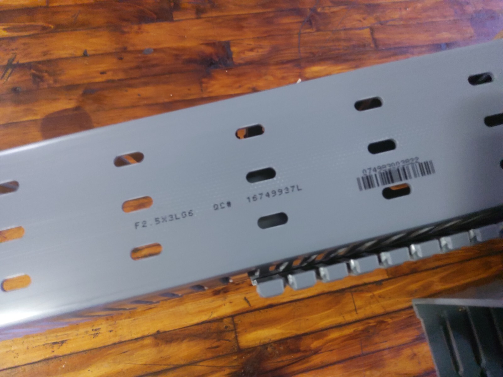 Panduit Racks & Rack Cabinet Accessories Slotted Duct PVC - F2.5X3LG6 ...