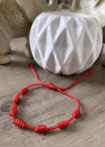 Bracelet fil rouge 7 noeuds Kabbale cordon réglable Bijoux Porte ...