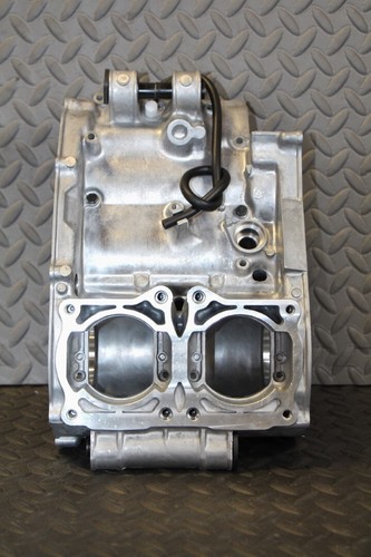 New Yamaha Banshee Cases Crankcase Oem Factory Top Bottom Engine Motor ...