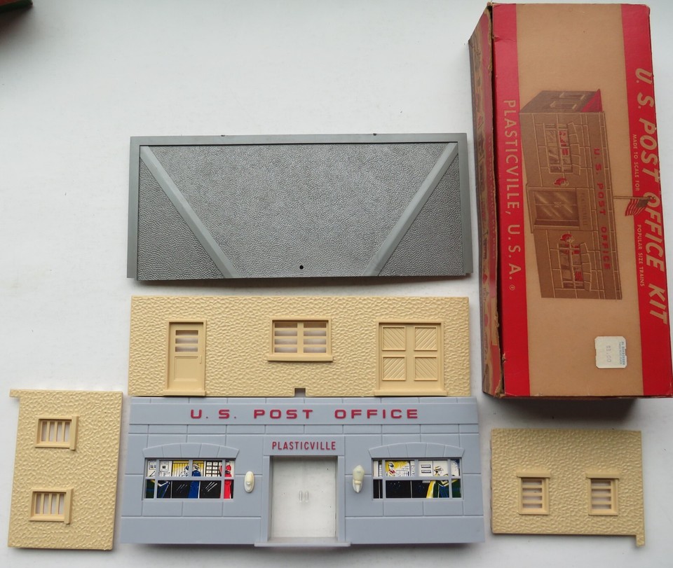 LOT OF 15 PLASTICVILLE BUILDINGS w/ BOXES HO 'O' TRAIN + 3 OTHER ...