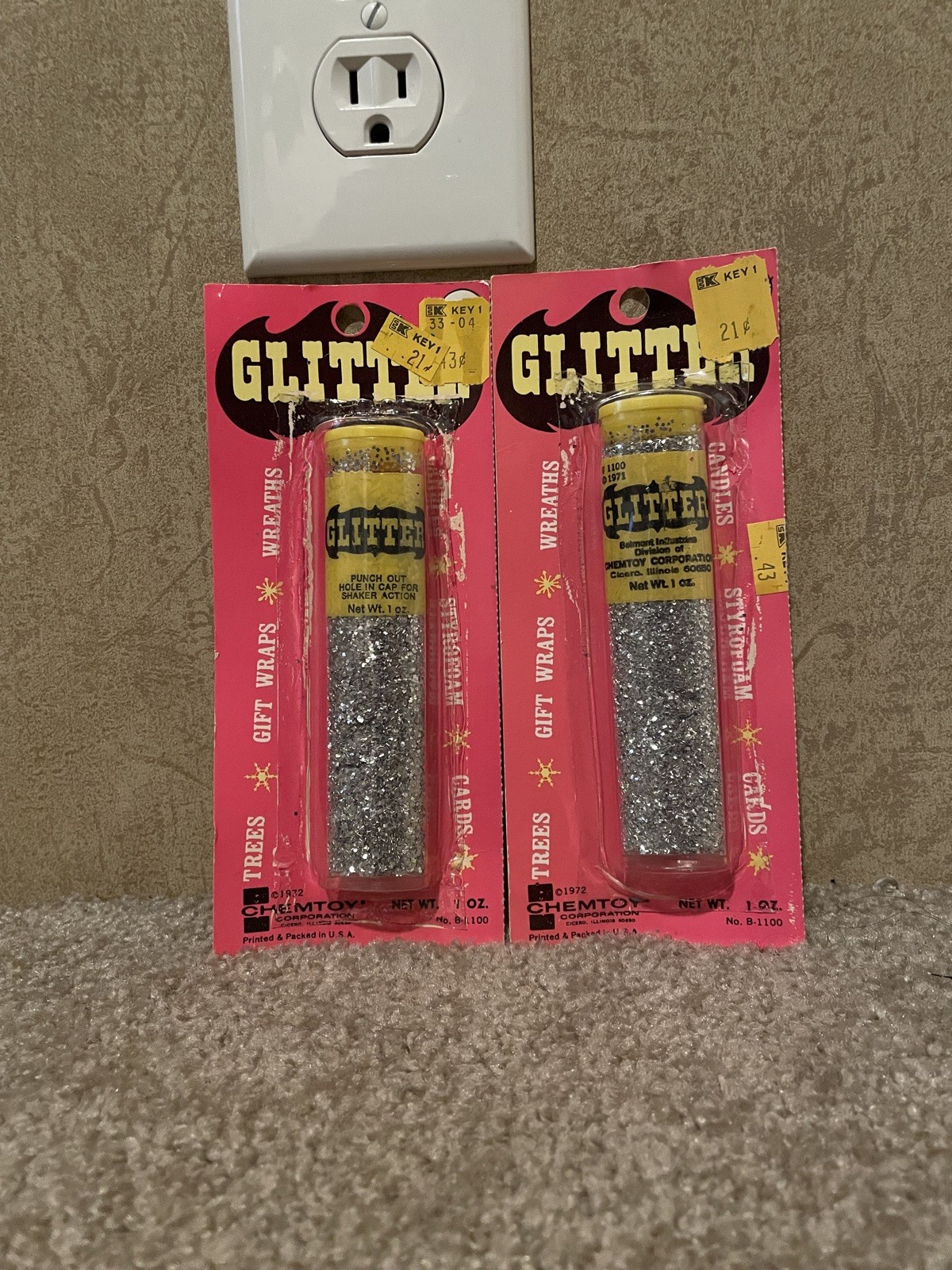 NEW Vintage CHEMTOY Chicago SILVER SHAKER VIAL Glitter Tube USA 1971 | eBay