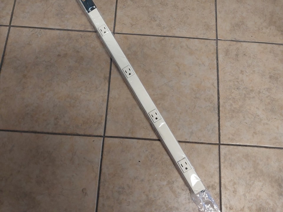 Wiremold V20GB306 Prewired Raceway 6 Outlets Steel 36” Hardwire Strip ...