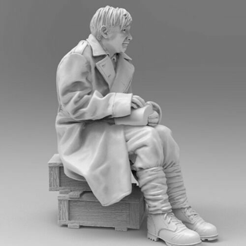 1/35 Resin Figure Model Kit Young Prisoner War POW Captive WWII WW2 ...