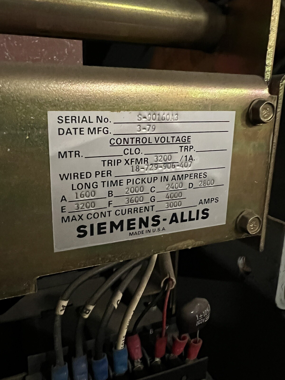 Siemens-Allis LA-3000A 3000A Main and Tie Single Section Switchgear | eBay