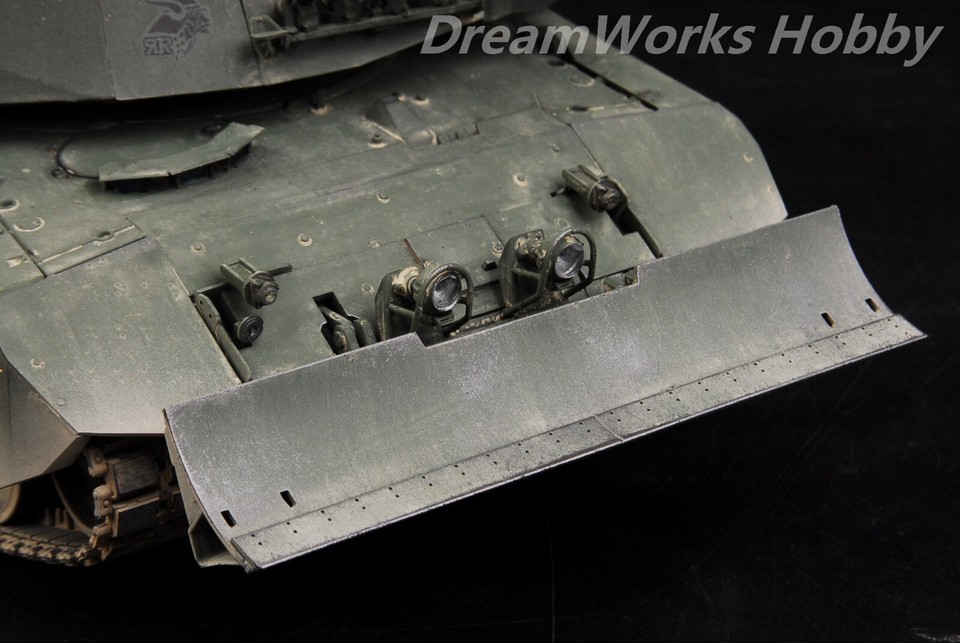 Award Winner Built 1/35 Canadian Leopard C2 MEXAS w/Dozer Blade ...
